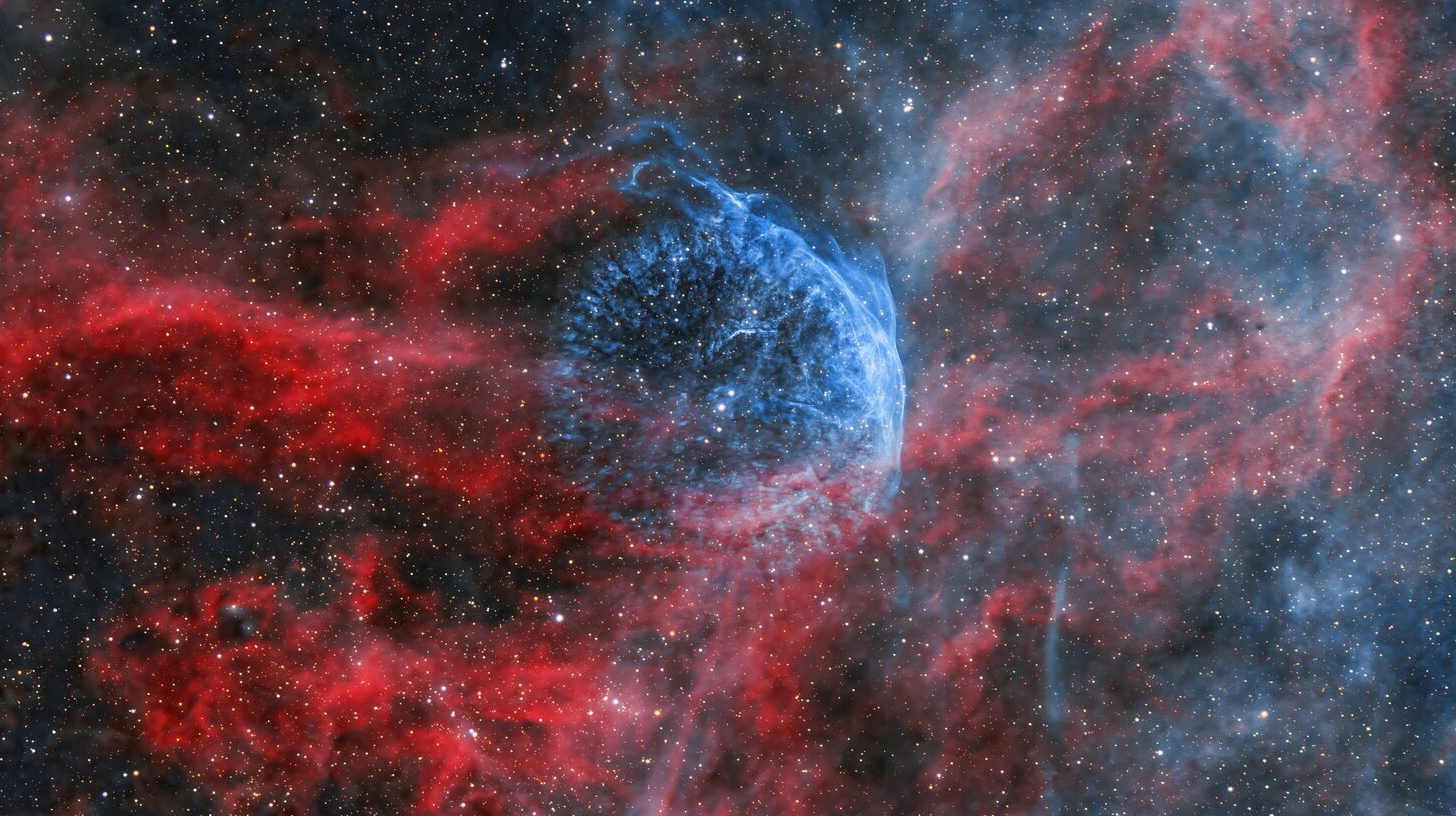 La fascinante nébuleuse WR 134 : Un joyau cosmique éblouissant - Pourton.info